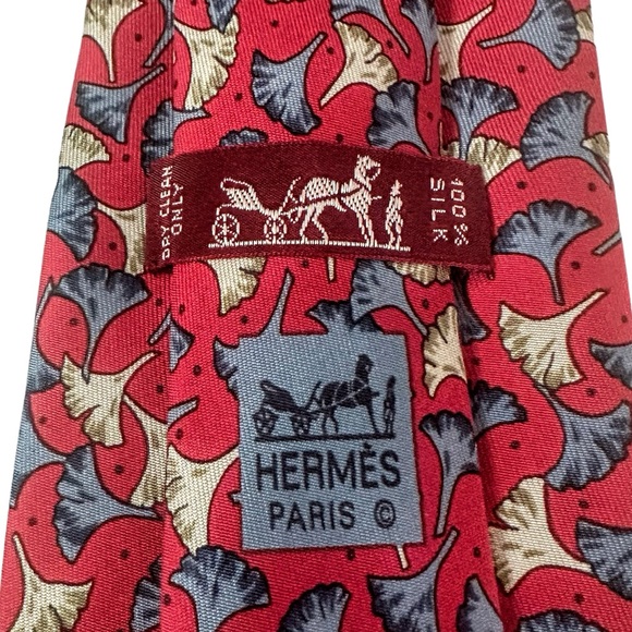 Hermes | Accessories | Herms Tie Silk Luxury Red Background With Blue ...
